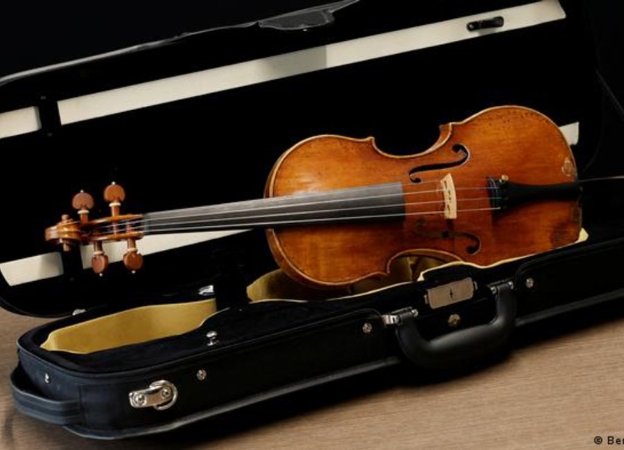 Most Expensive Violin: दुनिया का सबसे महंगा वायलिन.