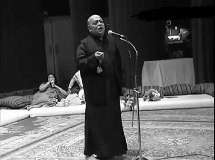 Famous Indian Shayar Photo's, मिर्ज़ा ग़ालिब समेत मशहूर शायरों की शायरियां