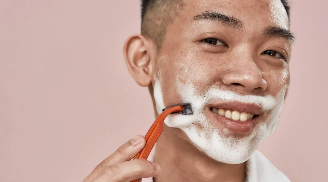 Shaving Tips For Men With Acne Prone Skin In Hindi