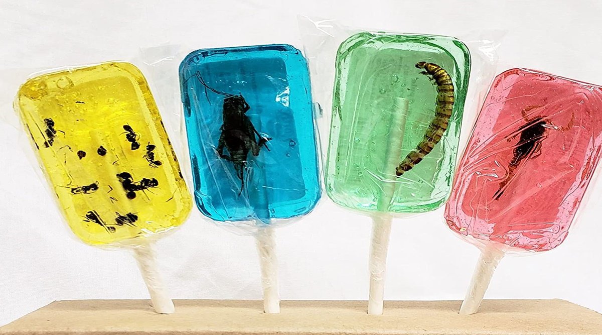 Here are a few weird candies from around the world. कैंडी पसंद है तो ...