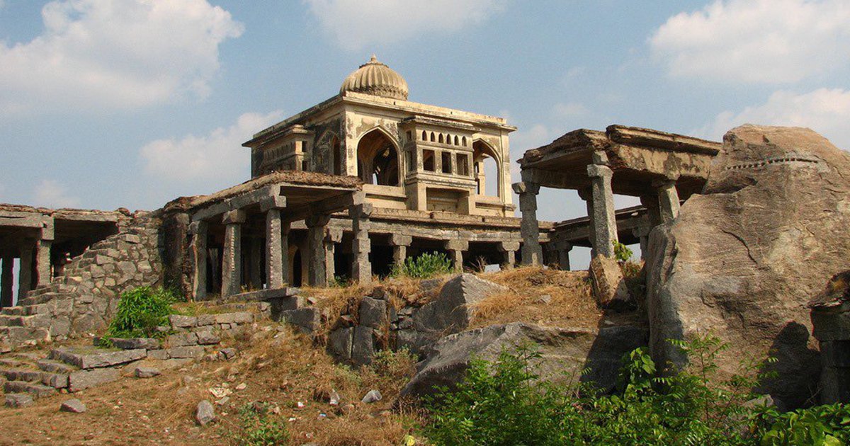 interesting facts about 1200 years old gingee fort. जिंजी क़िले के बारे ...